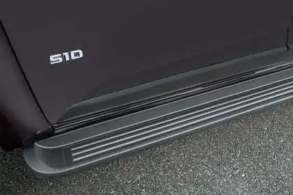 Estribo Lateral Chapa Preto Nova S10 Cabine Dupla - AM Parts